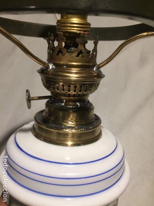 antiguo quinqué luz / lámpara de opalina blanca - Comprar Quinqués ...