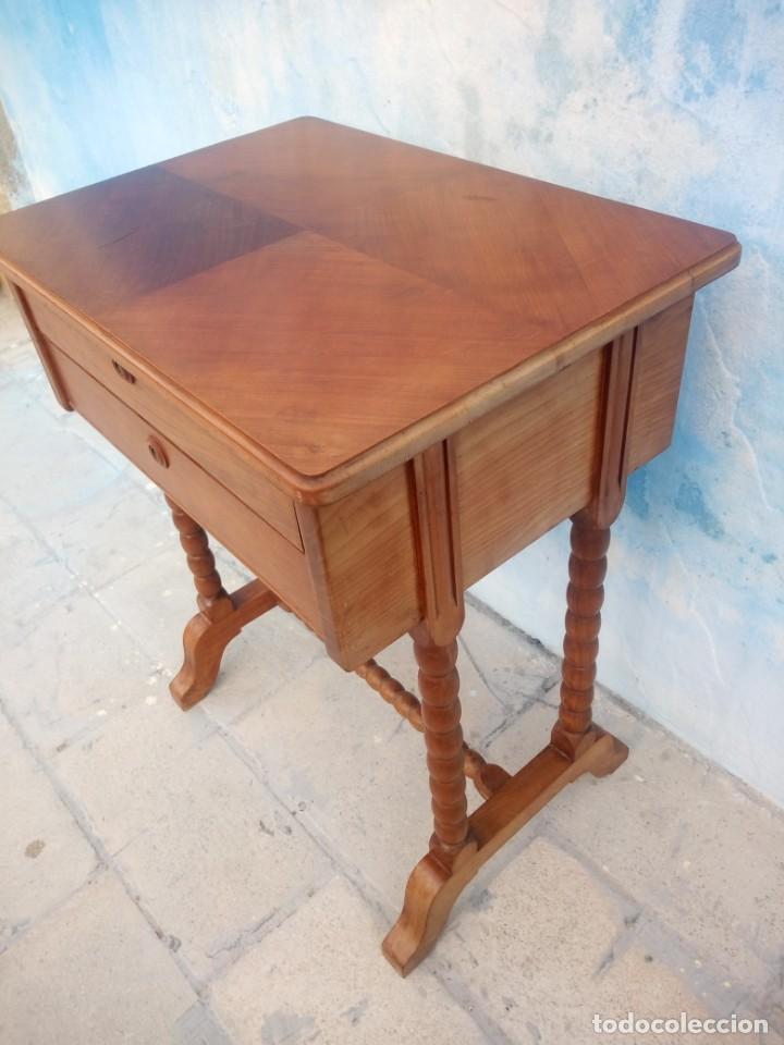 antiguo costurero,mesa auxiliar de madera noble - Comprar Muebles ...