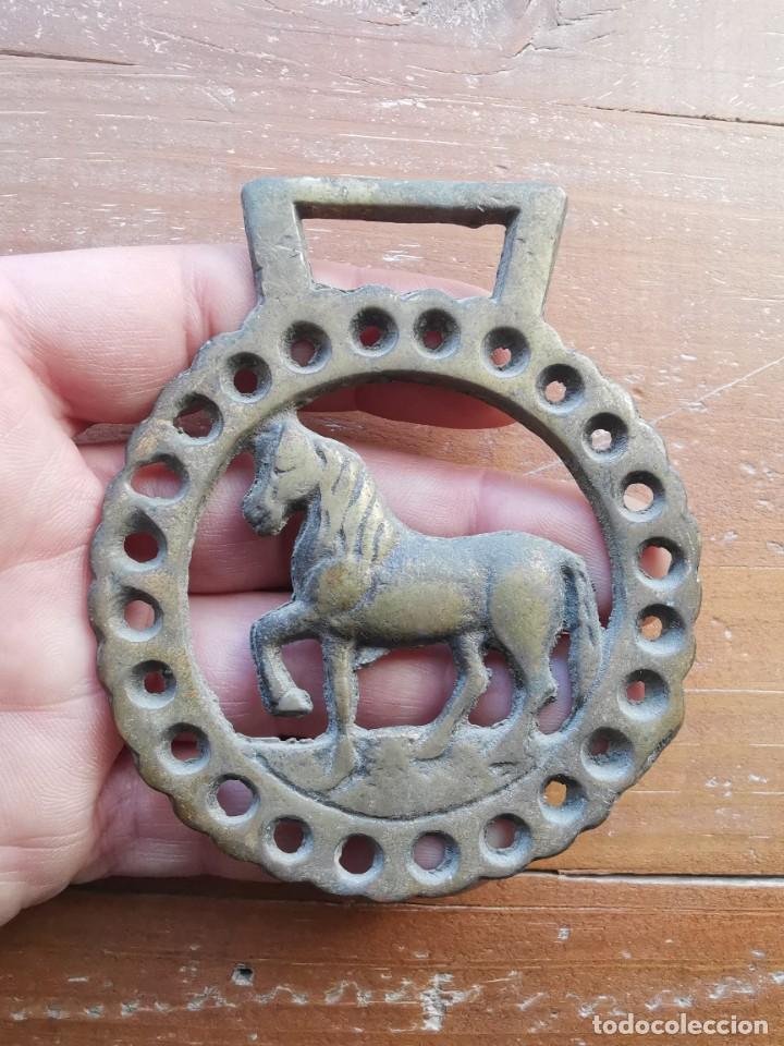 antiguo jaez de correajes de caballo en bronce- - Comprar Caballería ...