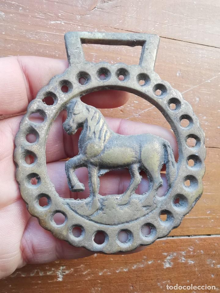 antiguo jaez de correajes de caballo en bronce- - Comprar Caballería ...