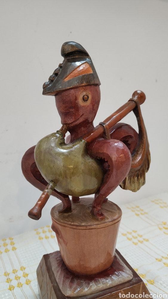 figura madera tallada, artesanía de madera. art - Comprar Esculturas de ...