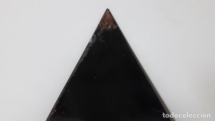 chapa triangular señal de peligro - riesgo de e - Comprar Carteles ...