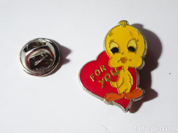 pin de dibujos animados. piolín corazón - Comprar Pins antiguos y de ...
