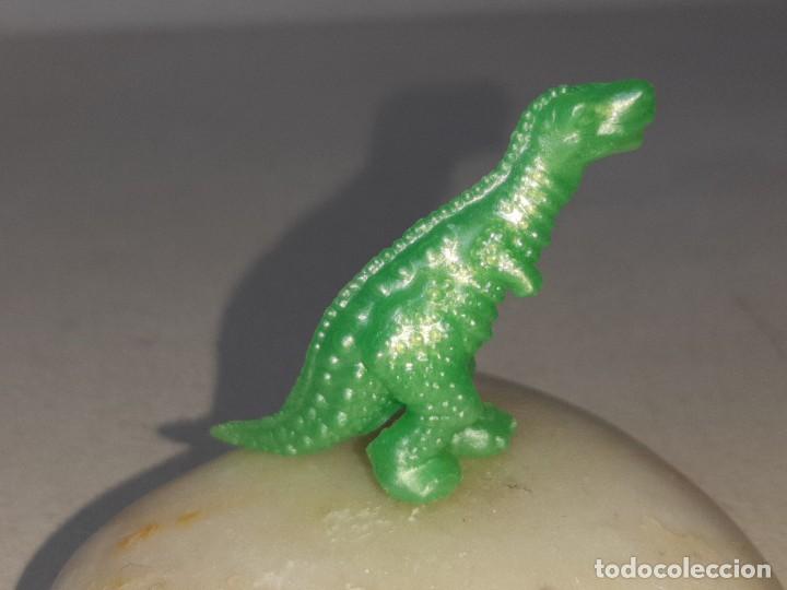 dunkin : antigua figura de plastico dinosaurio - Comprar Figuras de ...