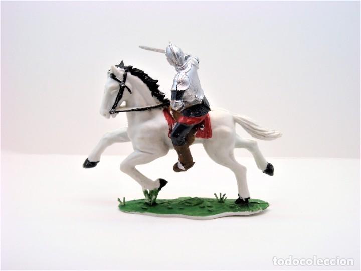 antiguas figuras en plástico . serie hernán cor - Comprar Figuras de ...