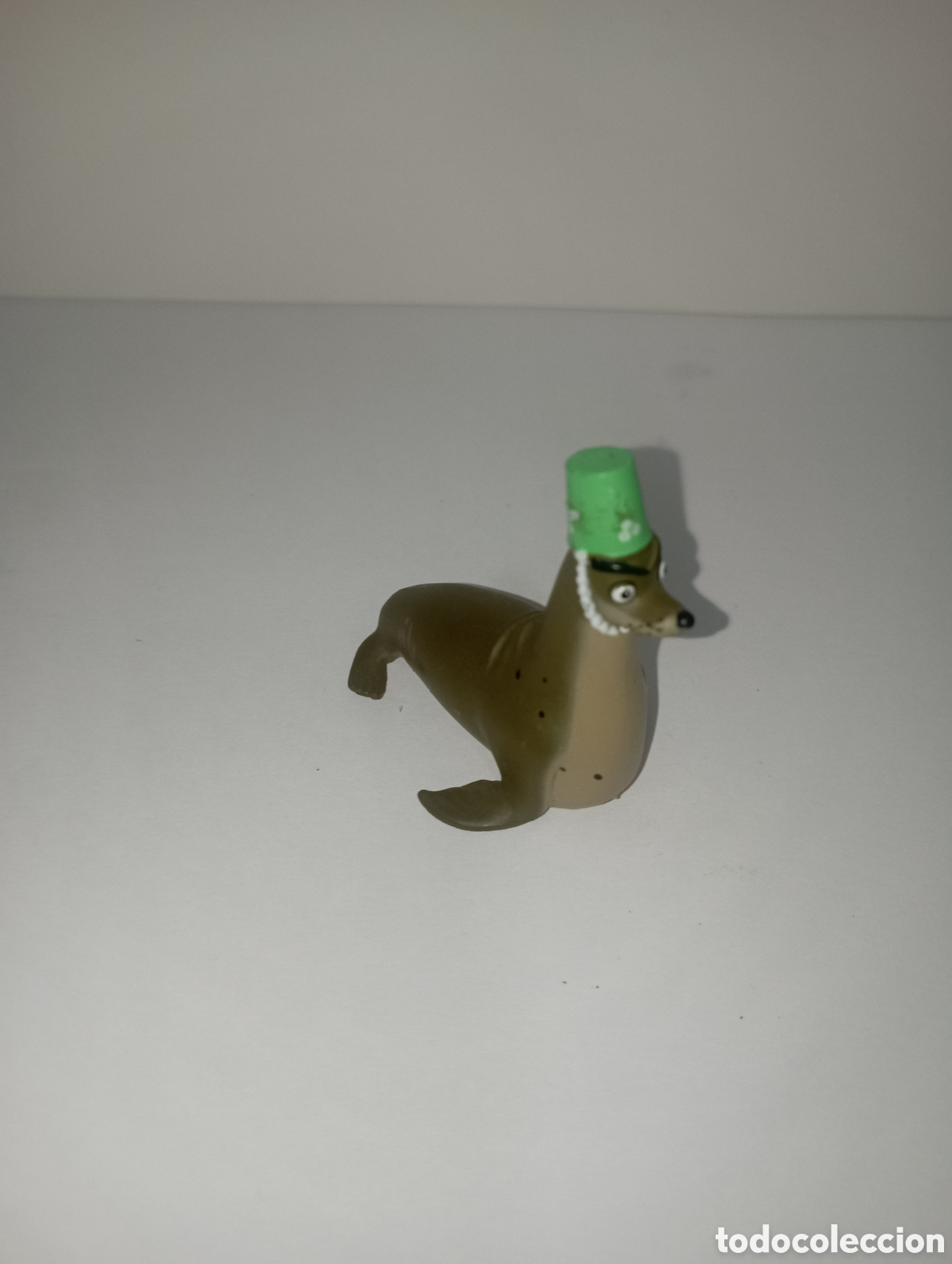 walt disney figura de pvc foca personaje de bus - Compra venta en ...
