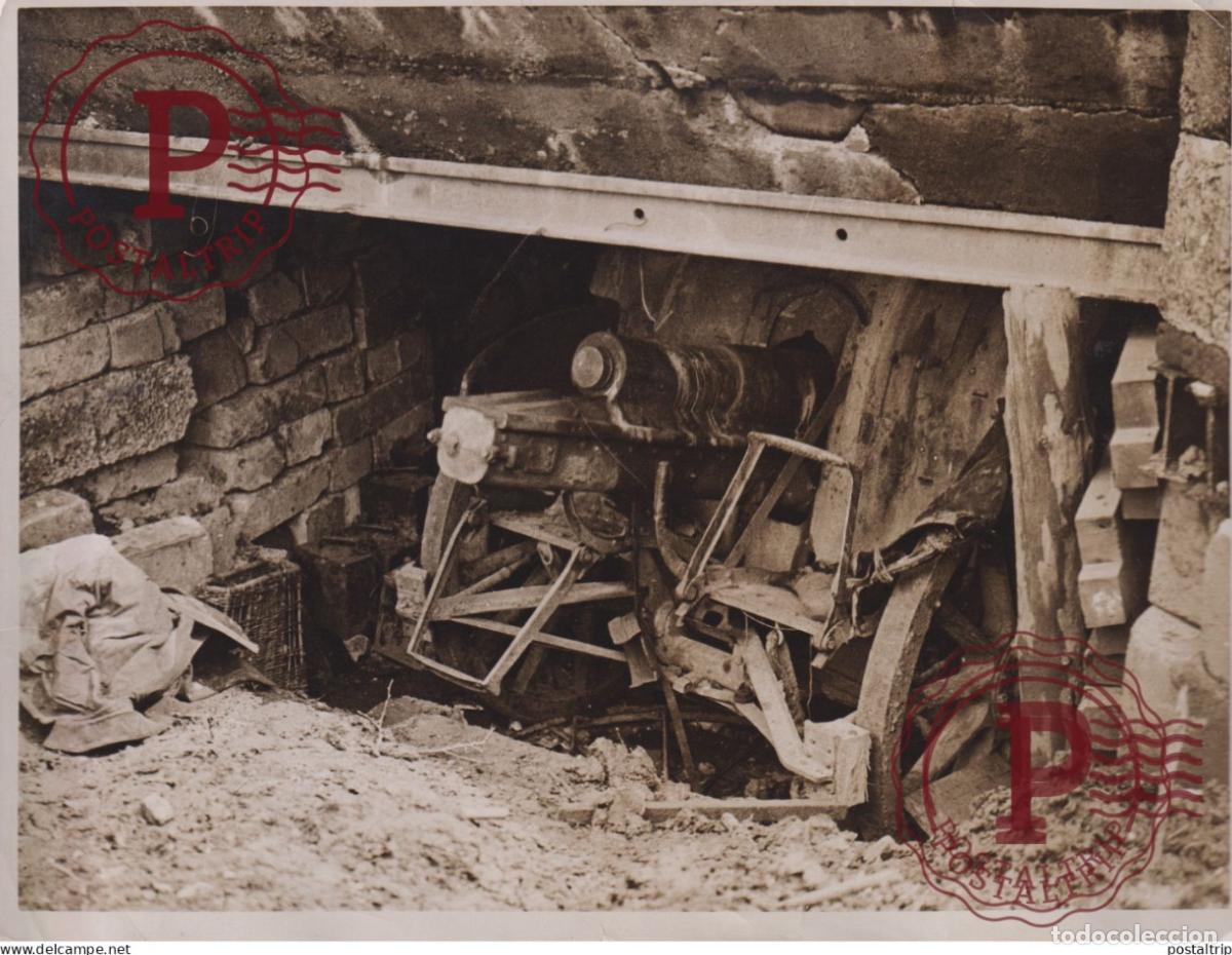 boche gun in concrete pit, one shell jambed in - Compra venta en ...