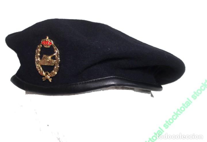 boina negra con escudo . boina negra division a - Comprar Boinas y ...