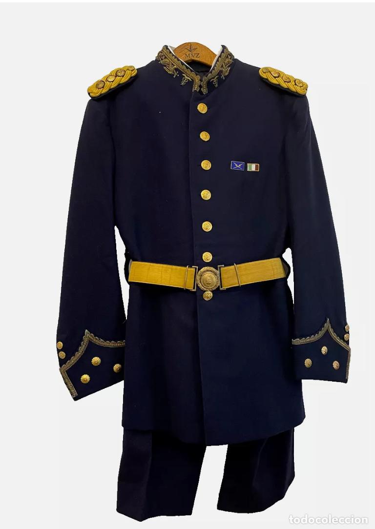 Uniforme Militar De Gala Uniforme Militar Uniforme De Etiqueta