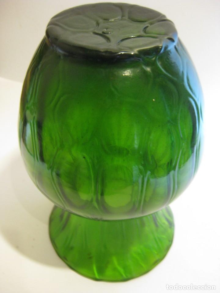 jarrón vintage de cristal verde - Comprar Cristal y vidrio vintage en ...